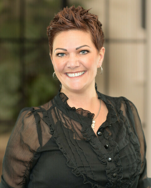 Julie Ray | Mountain & Lake Real Estate Agent | Ansley Real Estate