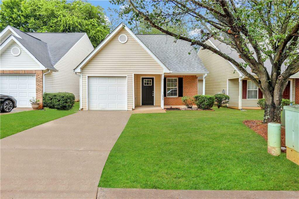 225 Lakeside Circle, Covington, GA 30016 | MLS# 7114128 | Ansley Real ...