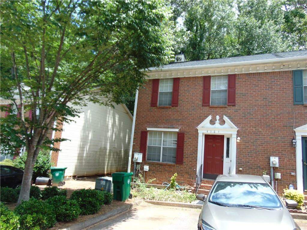 4367 Village Square Lane, Stone Mountain, GA 30083 | MLS# 7411661 ...
