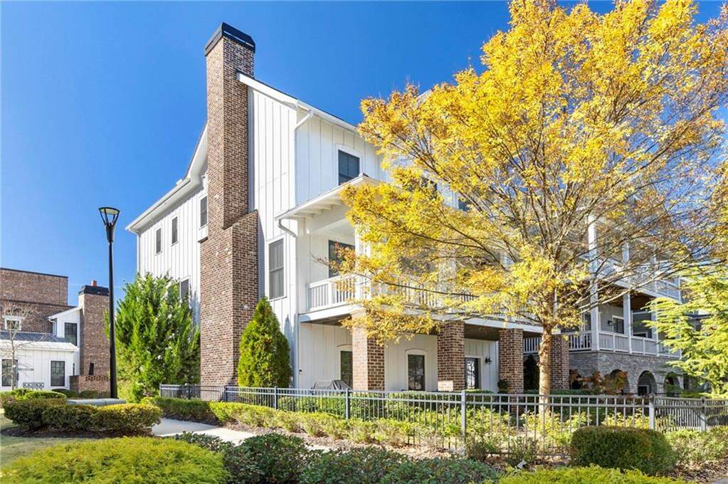 1907 Kings Cross Nw, Atlanta, GA 30318 | MLS# 7684055 | Ansley Real Estate