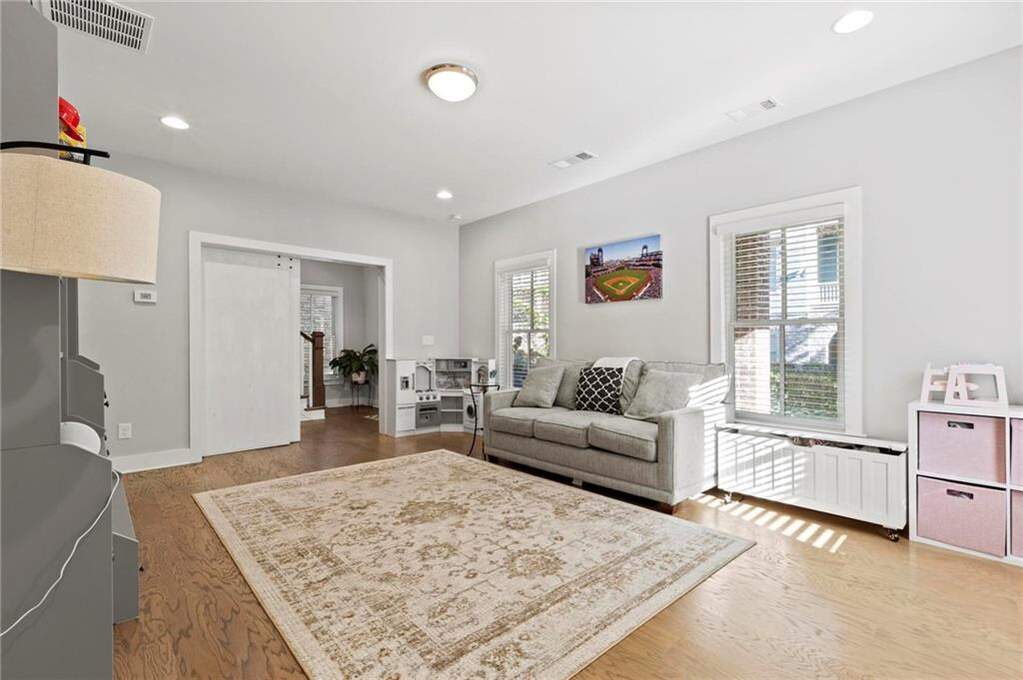 1907 Kings Cross Nw, Atlanta, GA 30318 | MLS# 7684055 | Ansley Real Estate