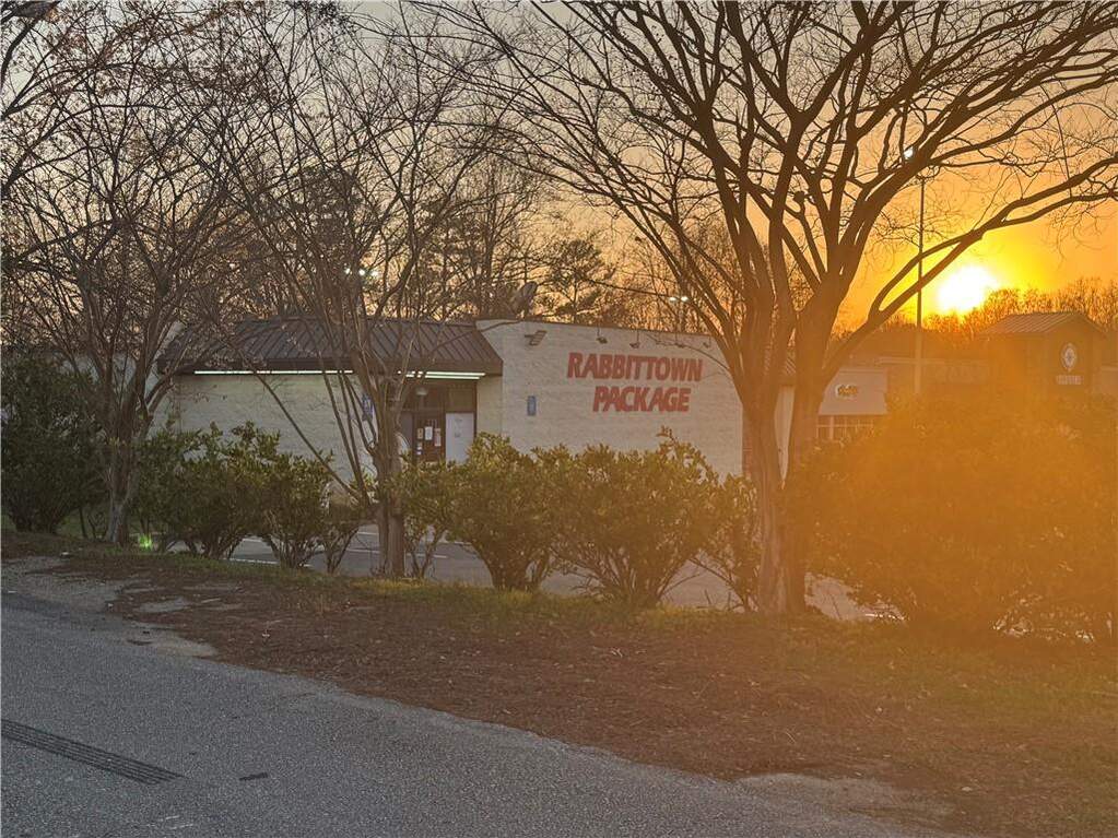 2318 Old Cornelia Highway, Gainesville, GA 30507 | MLS# 7688462 ...