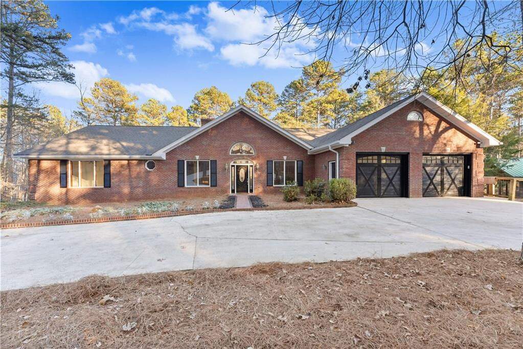287 Spring Branch Circle, Toccoa, GA 30577 | MLS# 7693916 | Ansley Real ...