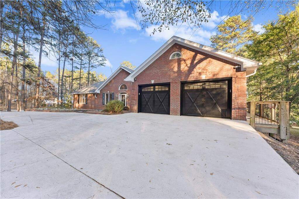 287 Spring Branch Circle, Toccoa, GA 30577 | MLS# 7693916 | Ansley Real ...