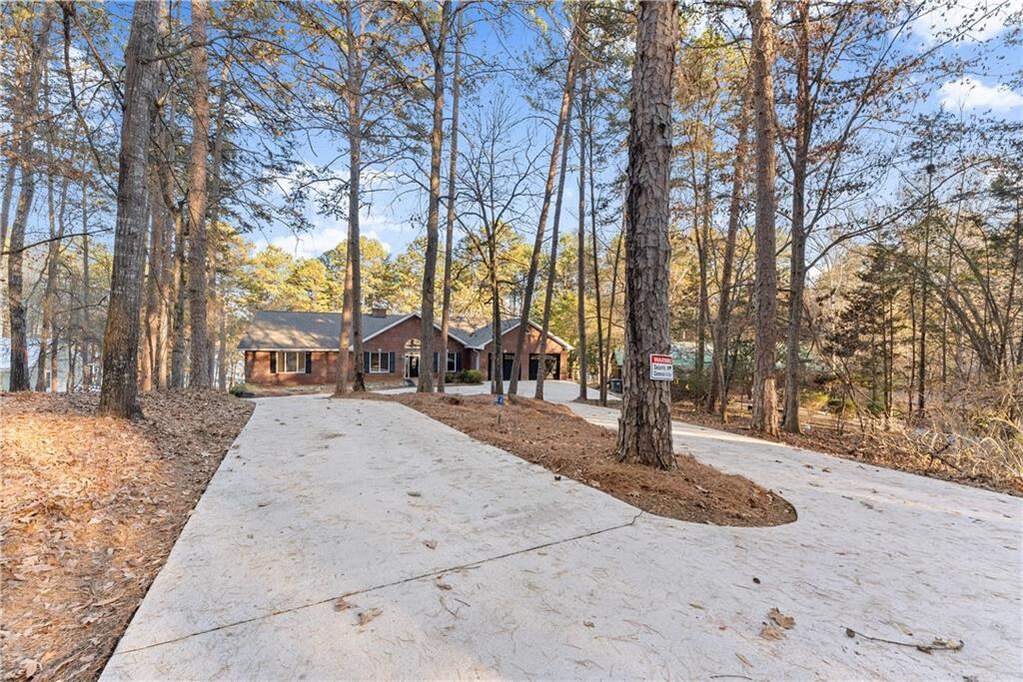 287 Spring Branch Circle, Toccoa, GA 30577 | MLS# 7693916 | Ansley Real ...